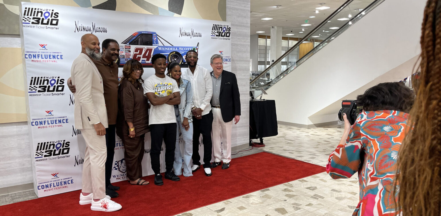Red Carpet USA LLC Event Rentals – Red Carpet Event Rentals Step and ...
